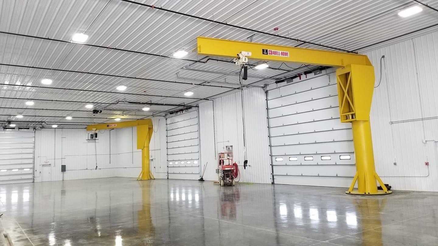 Floor Mounted Jib Crane - PANELS.GE